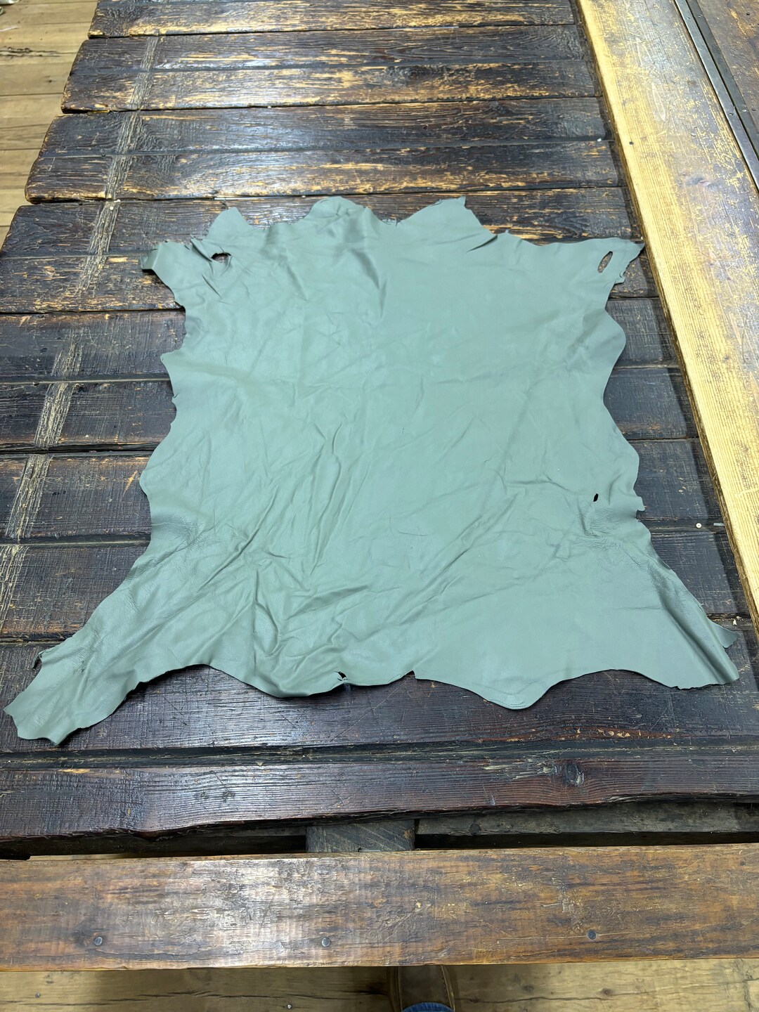 Goat Skin Hide/ 2 Oz. Leather/ Soft Hide/ Shelf 7 Goat 37 - Etsy