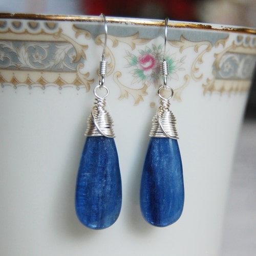 Blue Crystal Dainty Gold Dangle Delicate Earrings Small Blue - Etsy Israel