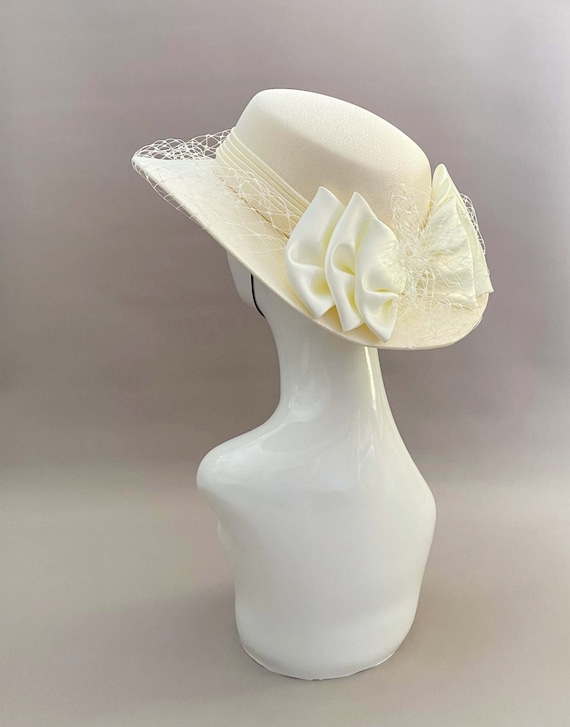 Vintage formal hat, classic hat, races hat, wedding h… - Gem