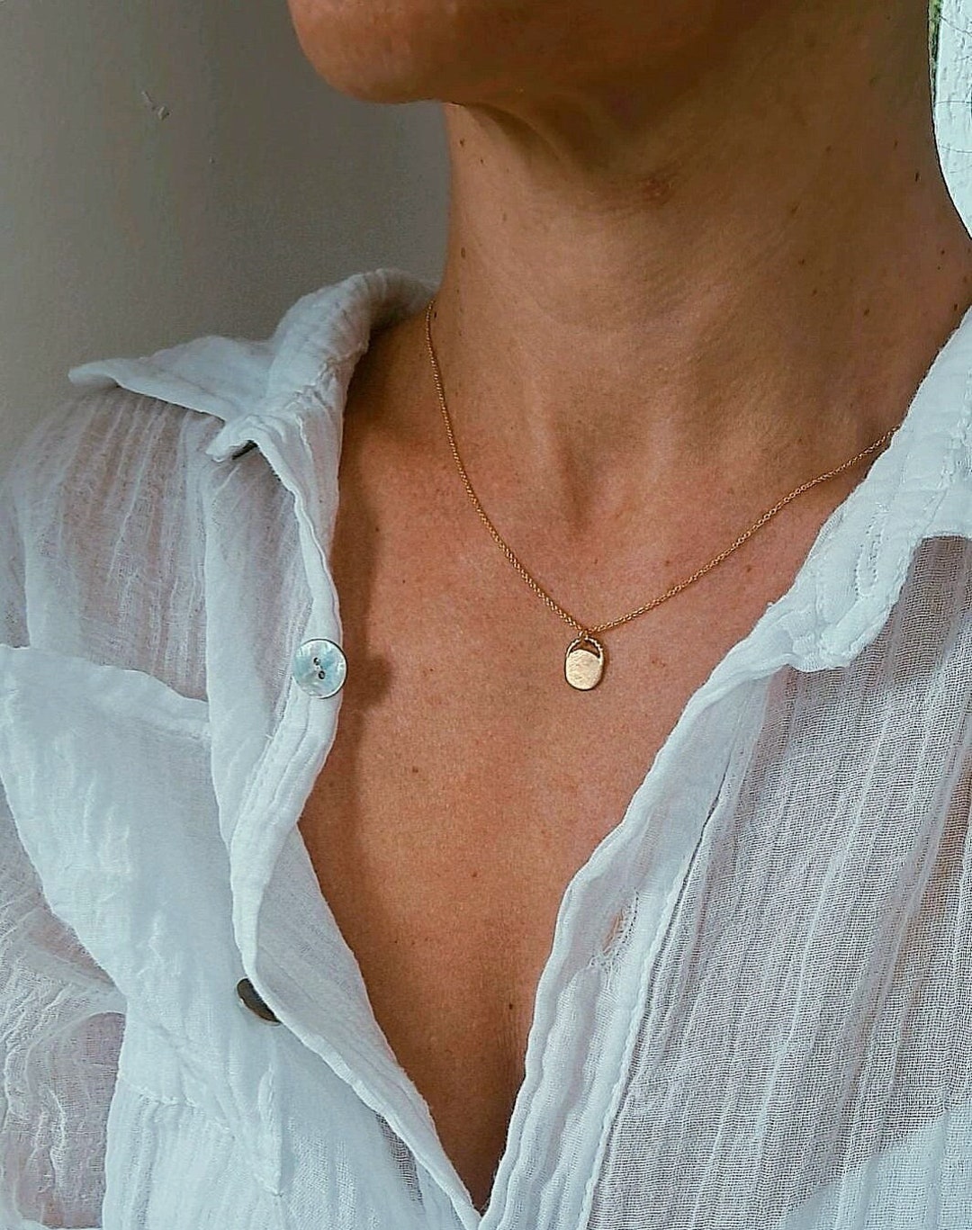 14k Solid Gold Coin Pendant Necklace, Brushed Finish - Etsy