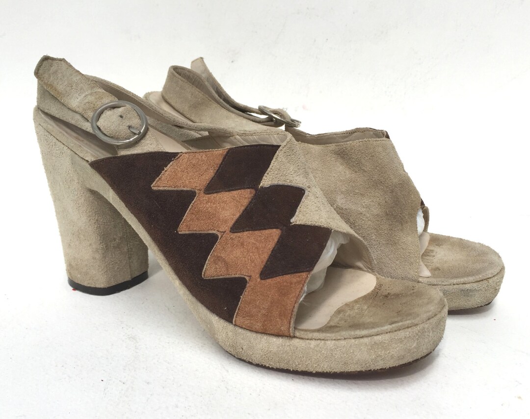 1970s Rounded Suede Platforms Size 5 1970s Platform Shoes With Rounded ...
