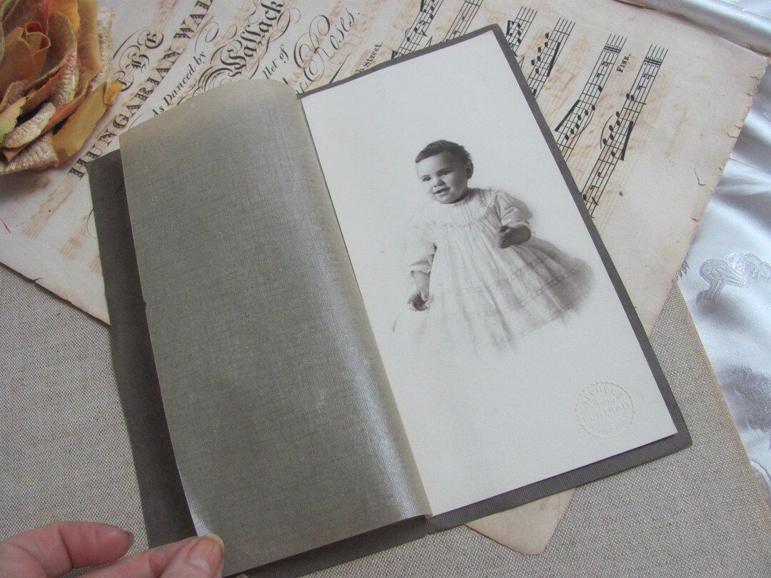 Photograph Antique Early Century // Photo of a One Year Old Child ...