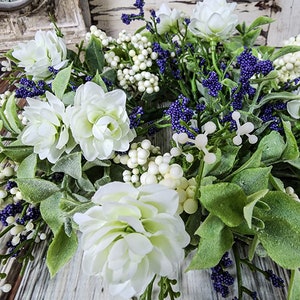 Cream Hops Purple Flowers and Berries Pillar Candle Ring - Etsy