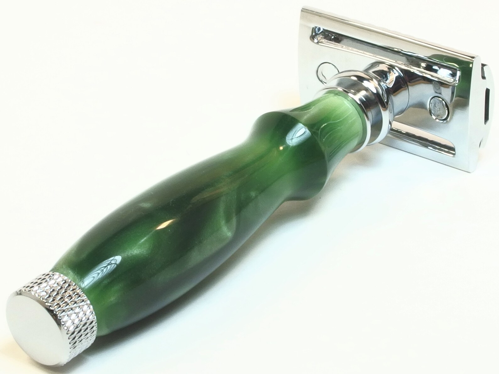 Ergonomic double edge safety razor handle in swirling green | Etsy