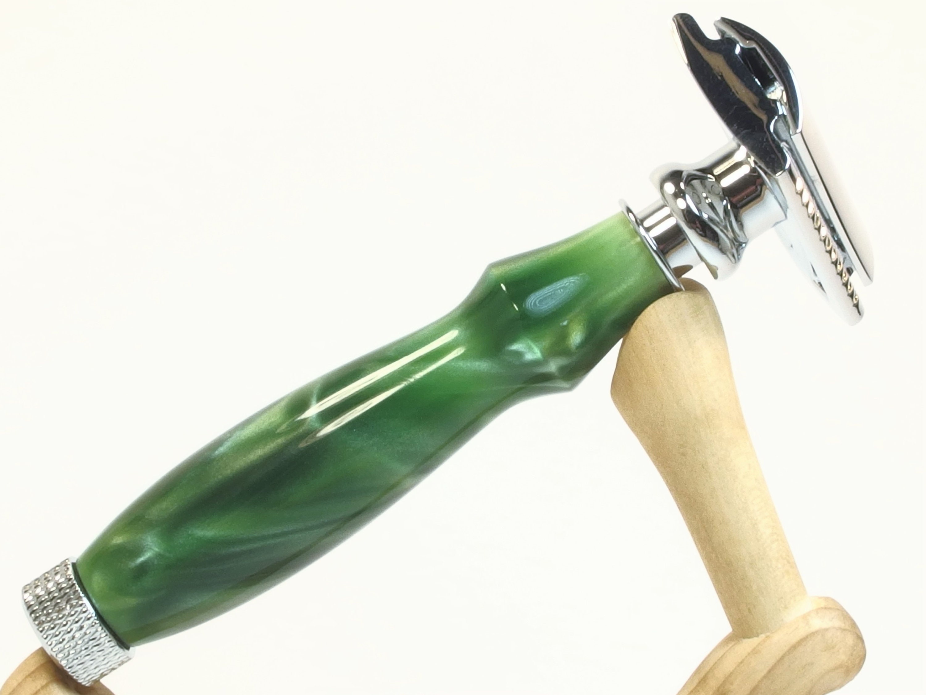 Ergonomic double edge safety razor handle in swirling green | Etsy