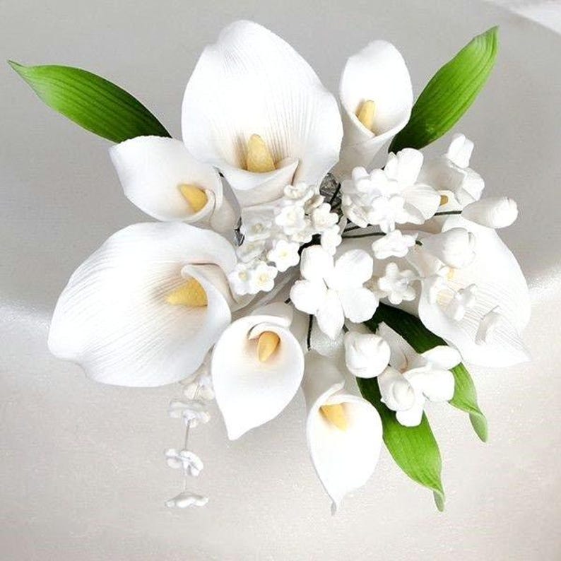 WHITE CALLA LILY Topper, Gum Paste, Cake, Cupcakes, Cake Decorations ...