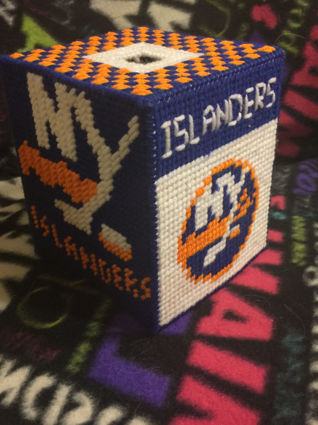 Islanders Tissue Box Cover - Etsy