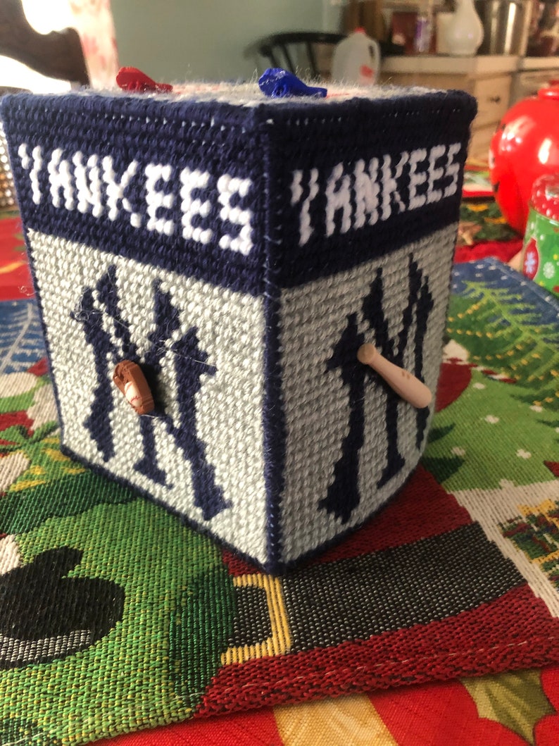 Yankees Plastic Canvas Tissue Box Cover - Etsy
