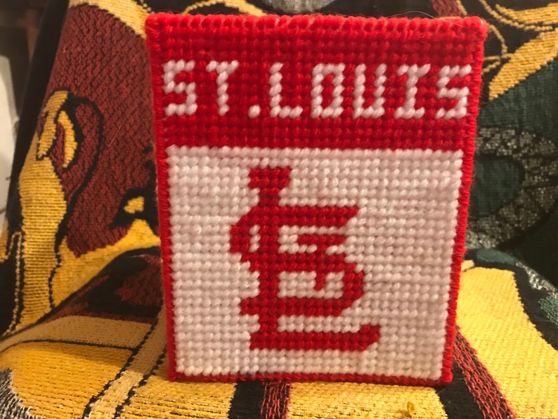 Cardinals Tissue Box Cover - Etsy