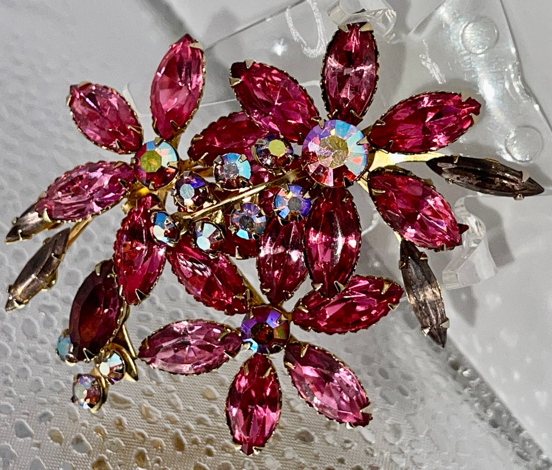 Great Gift Idea Vtg Judy Lee Sparkling Pink Fuchsia Colors Prong Set ...