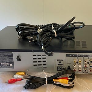 Sony Video Cassette Recorder/ DVD Recorder, RDRVX-560, User Manual ...