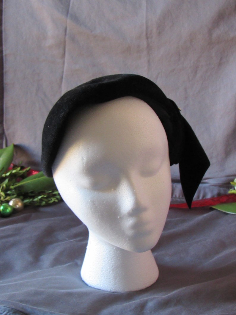 Vintage Ladies Hat Black Velour Fancy Tilt Beret With - Etsy