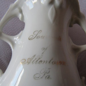 Vintage Bud Vase, White Urn Style, Blue Leaves, Pink Flowers, Gold ...