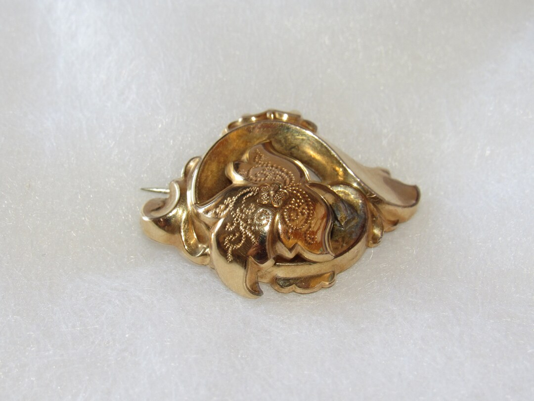 Antique Victorian Gold Scatter Pin, Brooche, Scarf Pin, C Clasp Pin ...