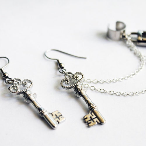 Silver Key and Heart Lock Double Chain Cuff Earring Set - Etsy