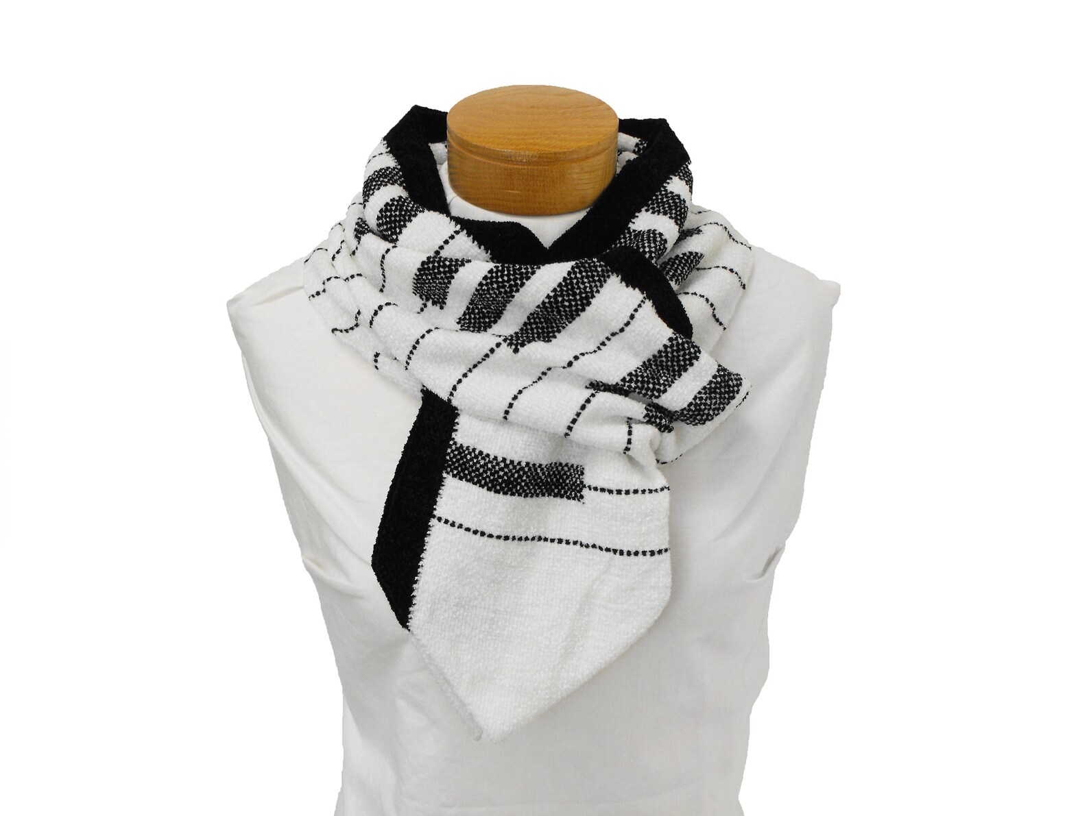 Piano Scarf Handwoven, Piano Key Scarf Music, Black and White Scarf ...
