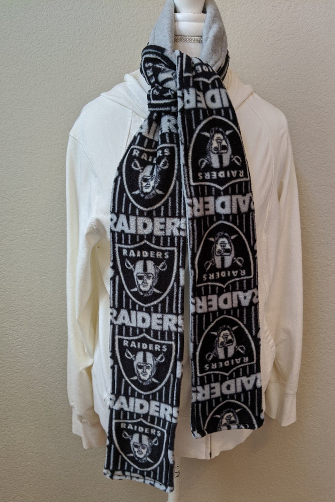 Las Vegas Raiders Fleece Scarf - Etsy