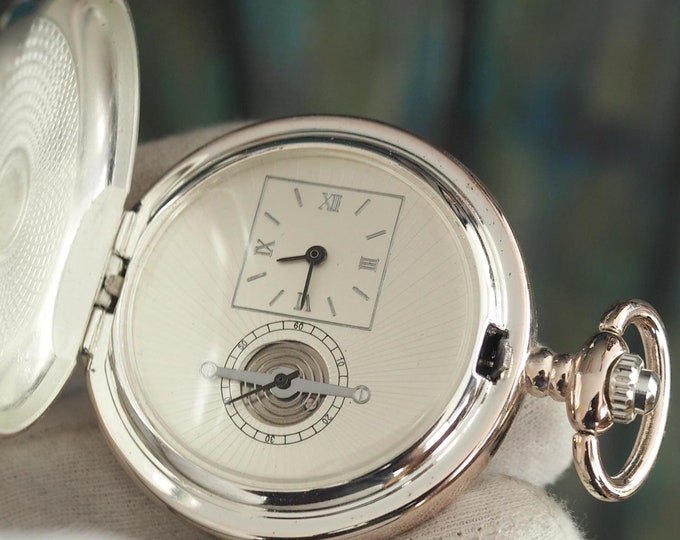 Mechanical Wind up Pocket Watch - Future Fair - Etsy