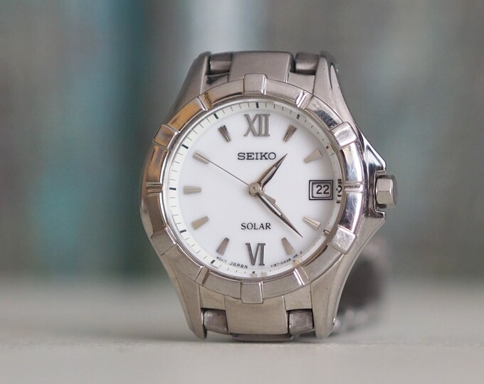 SEIKO Solar - Japanese Quartz Solar Powered Women's Watch V187-0AD0 ...