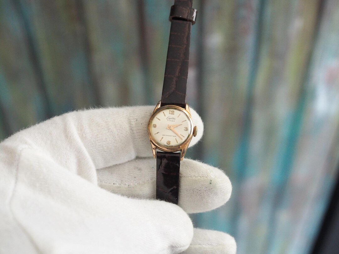 Creation - Swiss Made Mechanical Wind up Women's Watch - Vintage ...