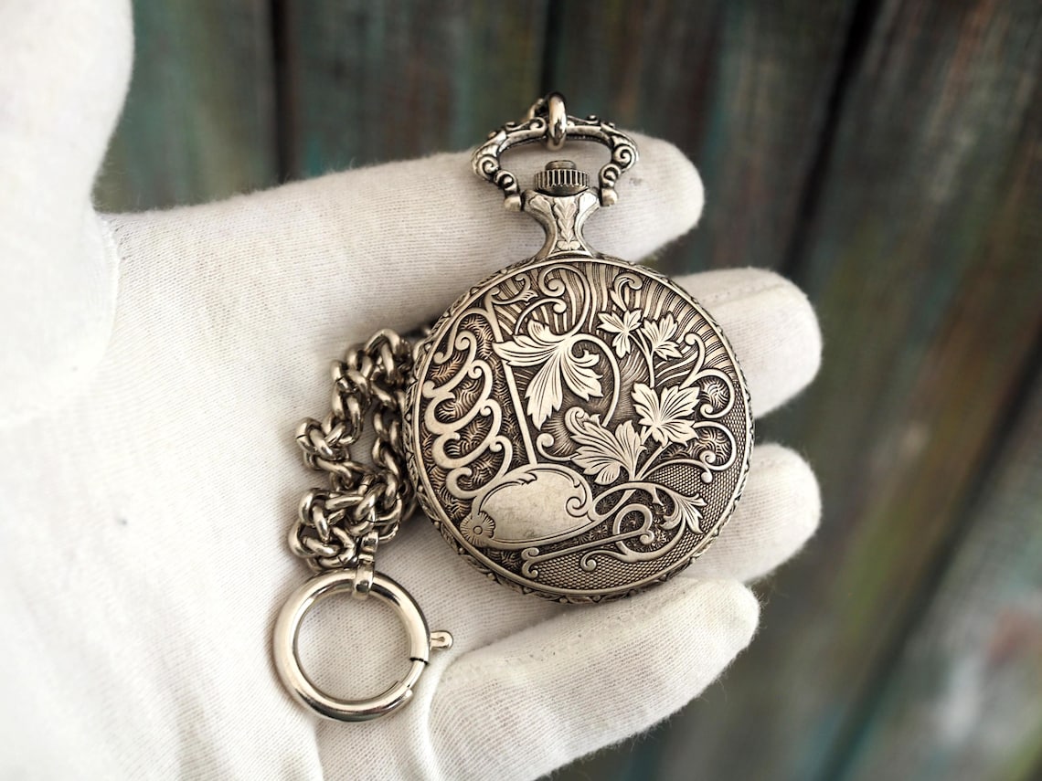 Jacques Du Manoir - Swiss Made Quartz Pocket Watch - Etsy