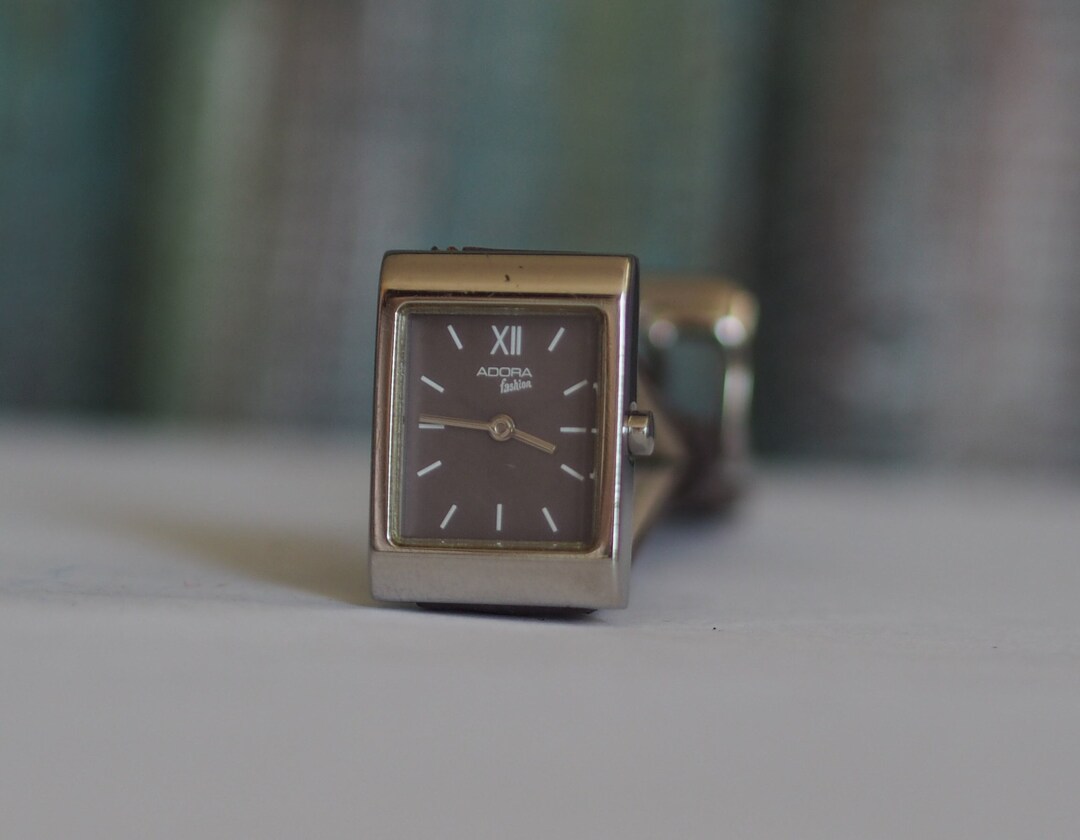 ADORA Titanium German Quartz Women's Watch ADORA, Vintage German Women ...