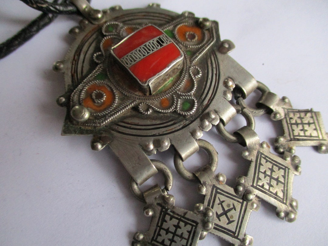 Antique Sterling Silver Enamel Amazigh Pendant Coral Coral Beads Africa ...