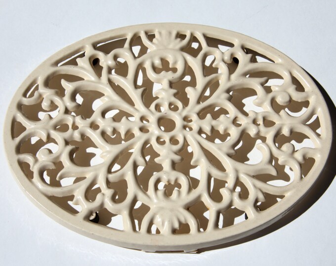 Cast Iron Trivet in Butter Cream Scroll Leaf Organic for Hot - Etsy