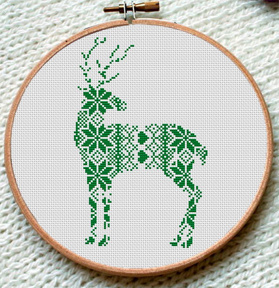Winter Green Reindeer Cross Stitch Pattern PDF Instant - Etsy UK
