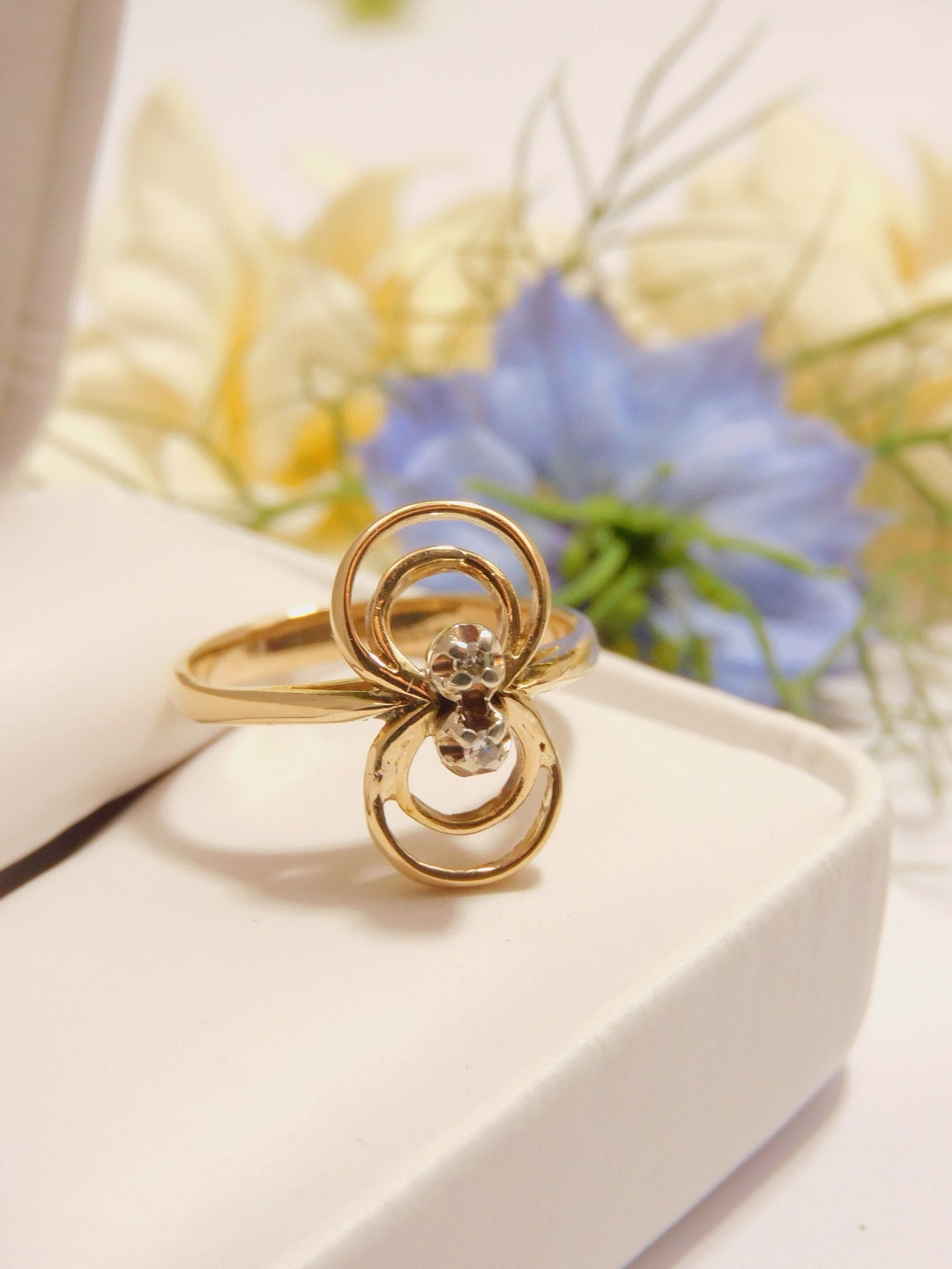 Vintage Siffari 14K Gold Infinity 8 Ring With Diamond Accents - Etsy