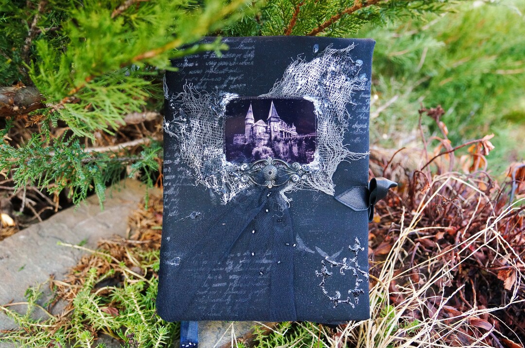 Black Grimoire ''transylvania", Vampire Grimoire, Manual Book of ...