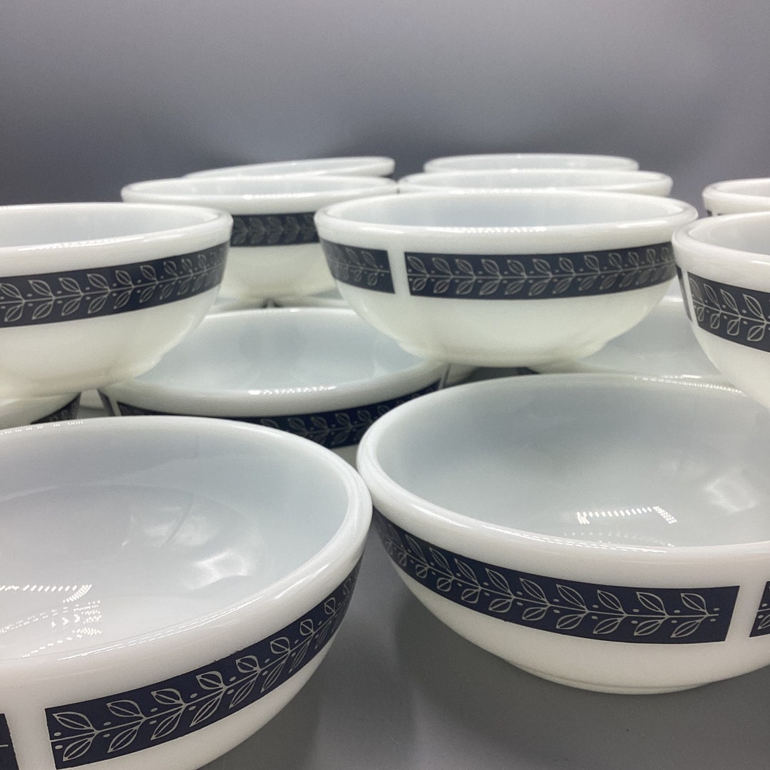 Pyrex Corning Tableware Gray Grecian Pattern - Set of 4 Cereal Bowls (2 ...