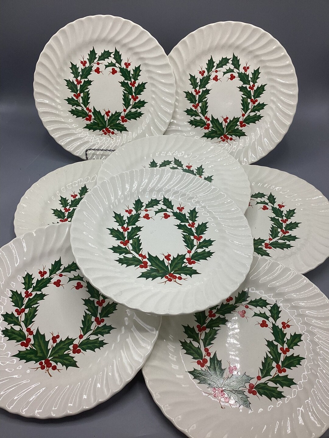 Scio China Scalloped Edge Fluted Swirl Christmas Holly Dinner Plates ...
