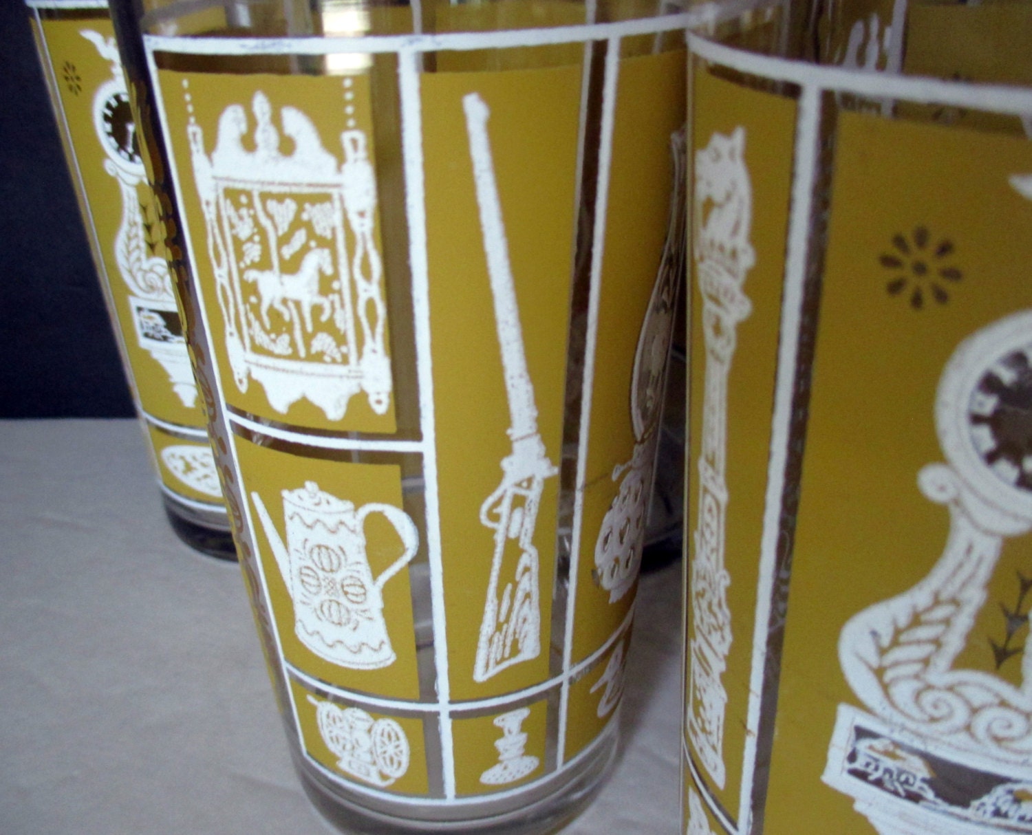 Vintage Glass USA Americana with Gold Trim Set of 4 | Etsy