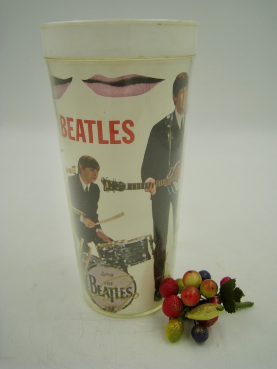 Beatles Insulated the Lips Cups From the 60's - Etsy