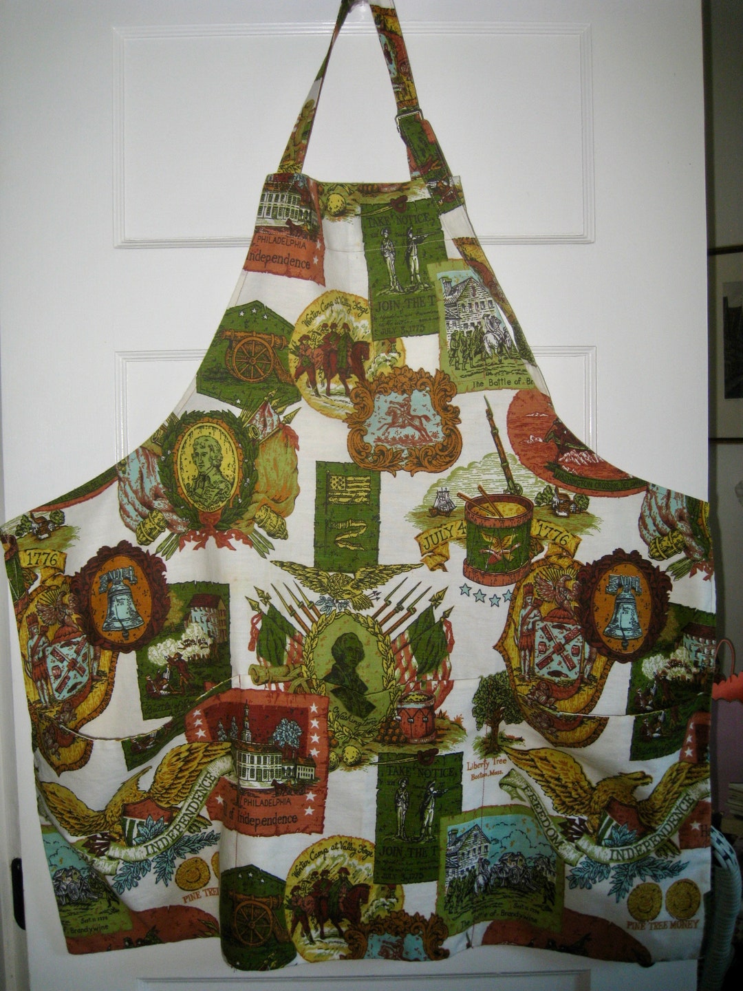 Historic Patriotic Adult Apron, Vintage Bark Like Fabric, Great ...