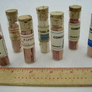 Litmus Paper Glass Containers, Set of 7, Use for Assemblage Work - Etsy