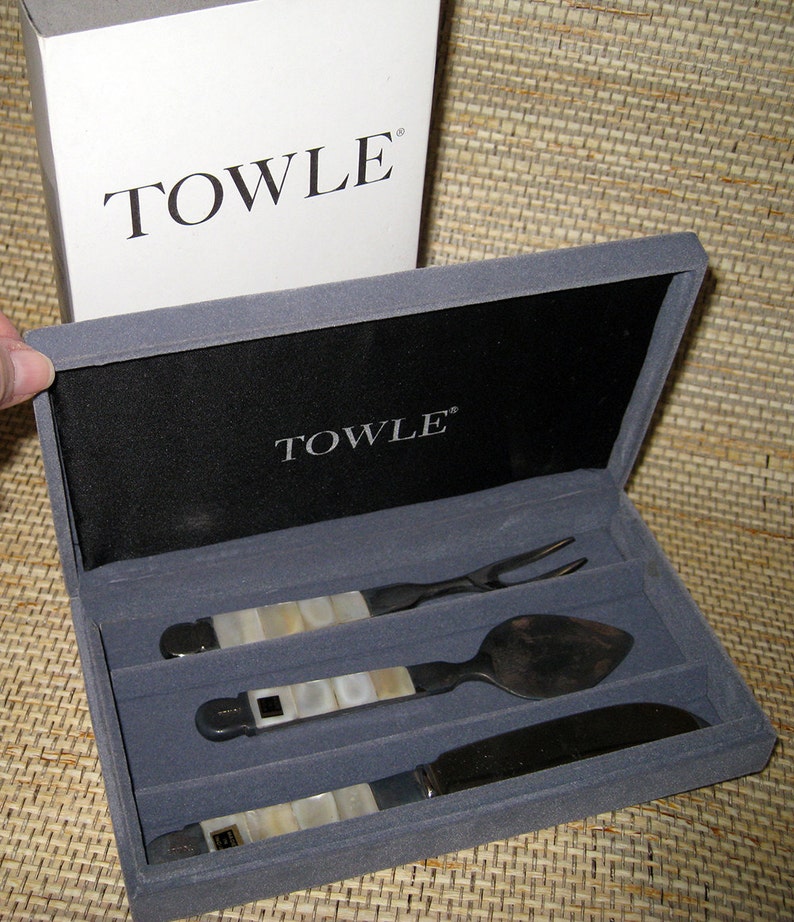 Towle Mother of Pearl and Alternate Metal Cheese Serving Set | Etsy UK