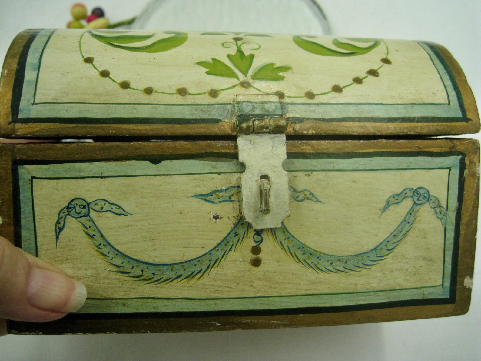 Trinket Box, Handpainted, Good Condition, With Latch - Etsy