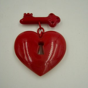 Red Bakelite key to My Heart Brooch 1940s Macarthur Heart, as Seen on ...