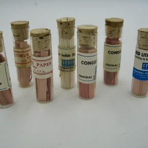 Litmus Paper Glass Containers, Set of 7, Use for Assemblage Work - Etsy