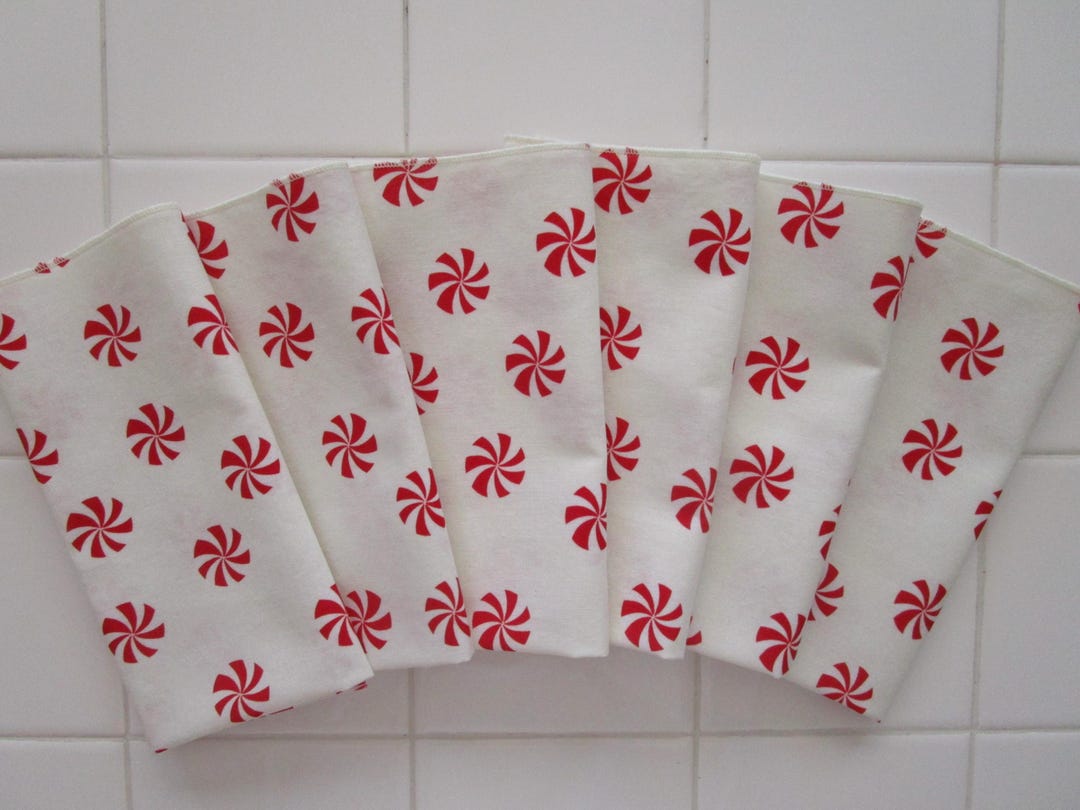 Peppermint Candy Napkins 14 Christmas Lunch Napkins Winter Ice Skating ...