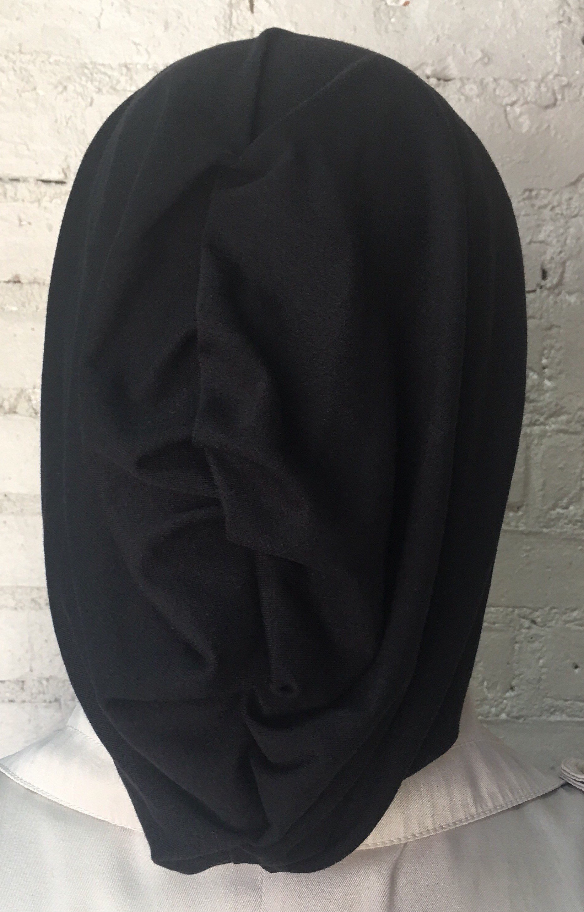 Black Hijab Islamic Muslim Headwear. Jewish Snood, Turban Head Covering ...