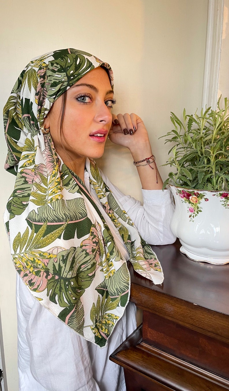 Headscarf for Women | Beautiful Hair Scarf | Art Print Modern Head ...