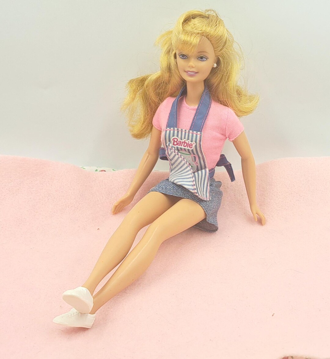 1998 Mattel Sweet Treats, 1990s Barbie Dolls, Teacup Apron - Etsy