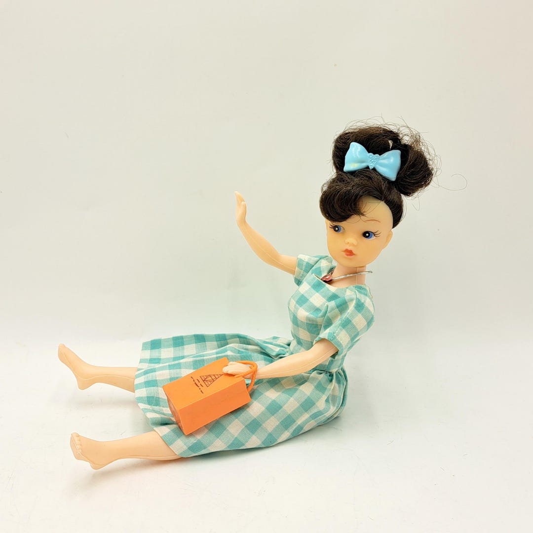 Vintage Tammy Clone Doll-sindy Fashion Doll- 1960s Dolls- Knock off ...