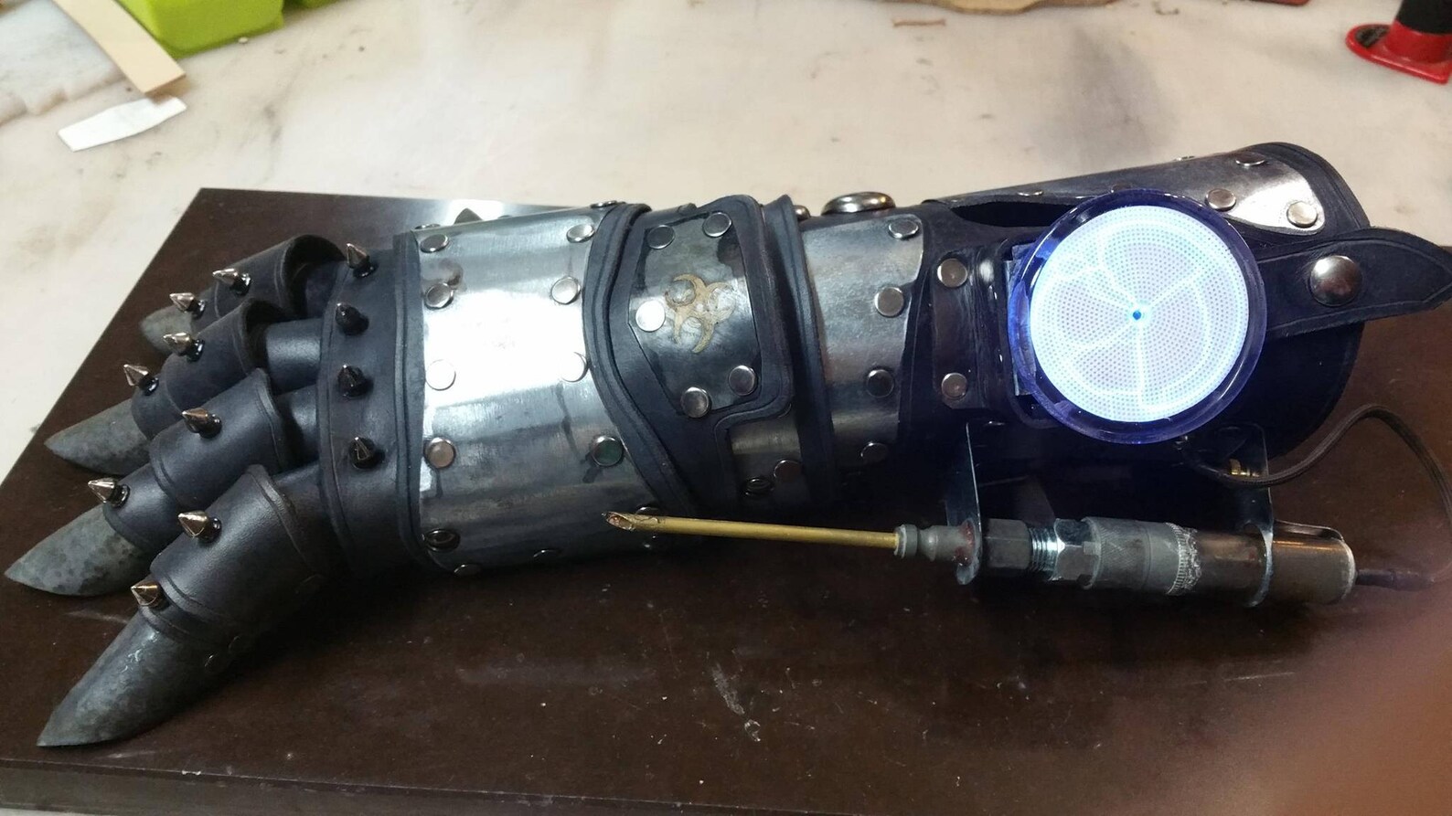 Custom gauntlet | Etsy