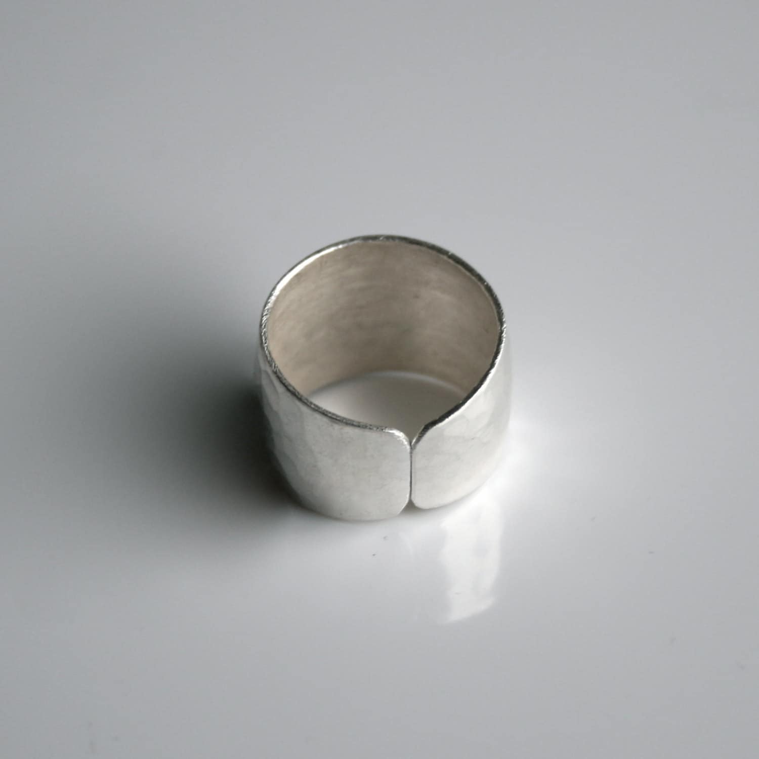 Modern Sterling Silver Wide Taper Band Rings Showcase With Beautiful ...
