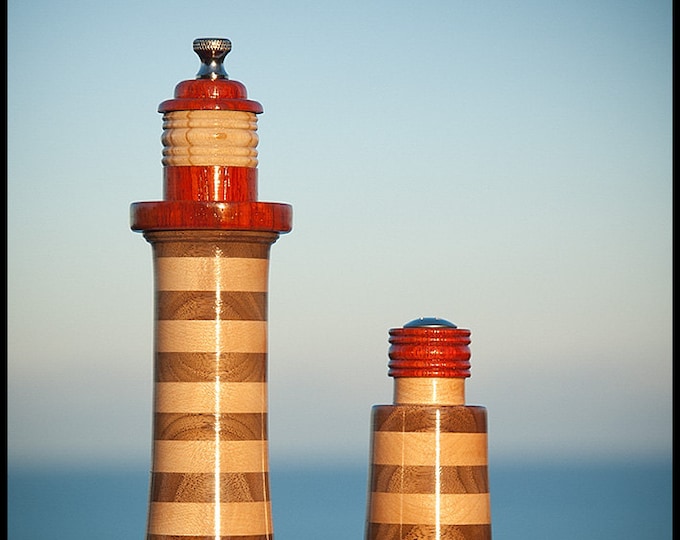 Lighthouse Pepper Mill Beacon Salt Shaker Combo Ensemble en noyer noir ...