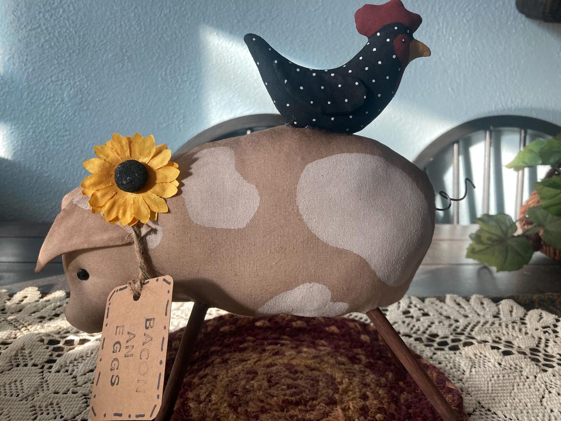 Primitive Farmhouse Bacon and Eggs Pig and Chicken Doll - Etsy
